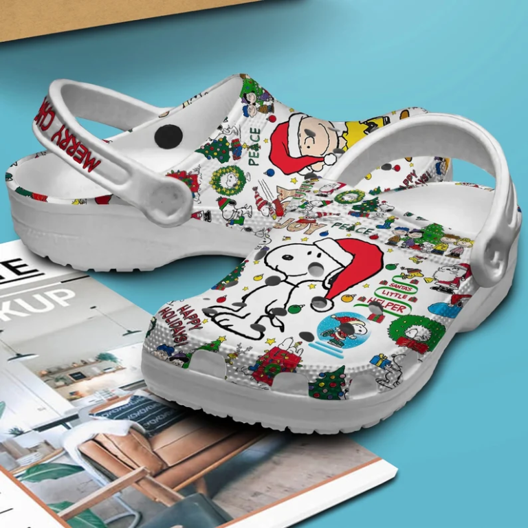 Merry Christmas Charlie Brown And Cute Snoopy Clogs For Kids And Adults ...