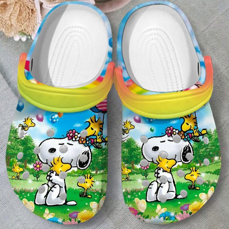 Adorable Snoopy And Woodstock Clogs For Kids And Adults - Design by ...