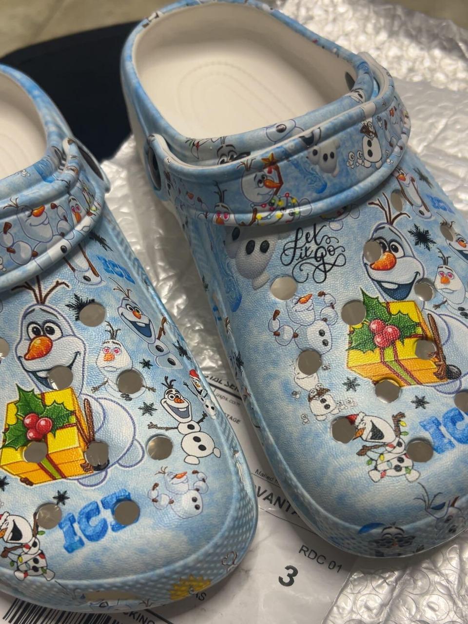 Winnie The Pooh Blue Play With Red Bubble Light Gray Clogs For Kids And ...